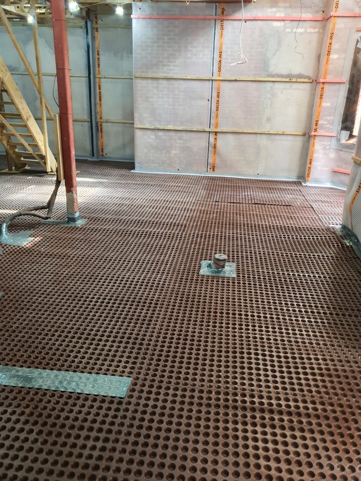 Lower-ground Walls | FREEFORM ARCHITECTS