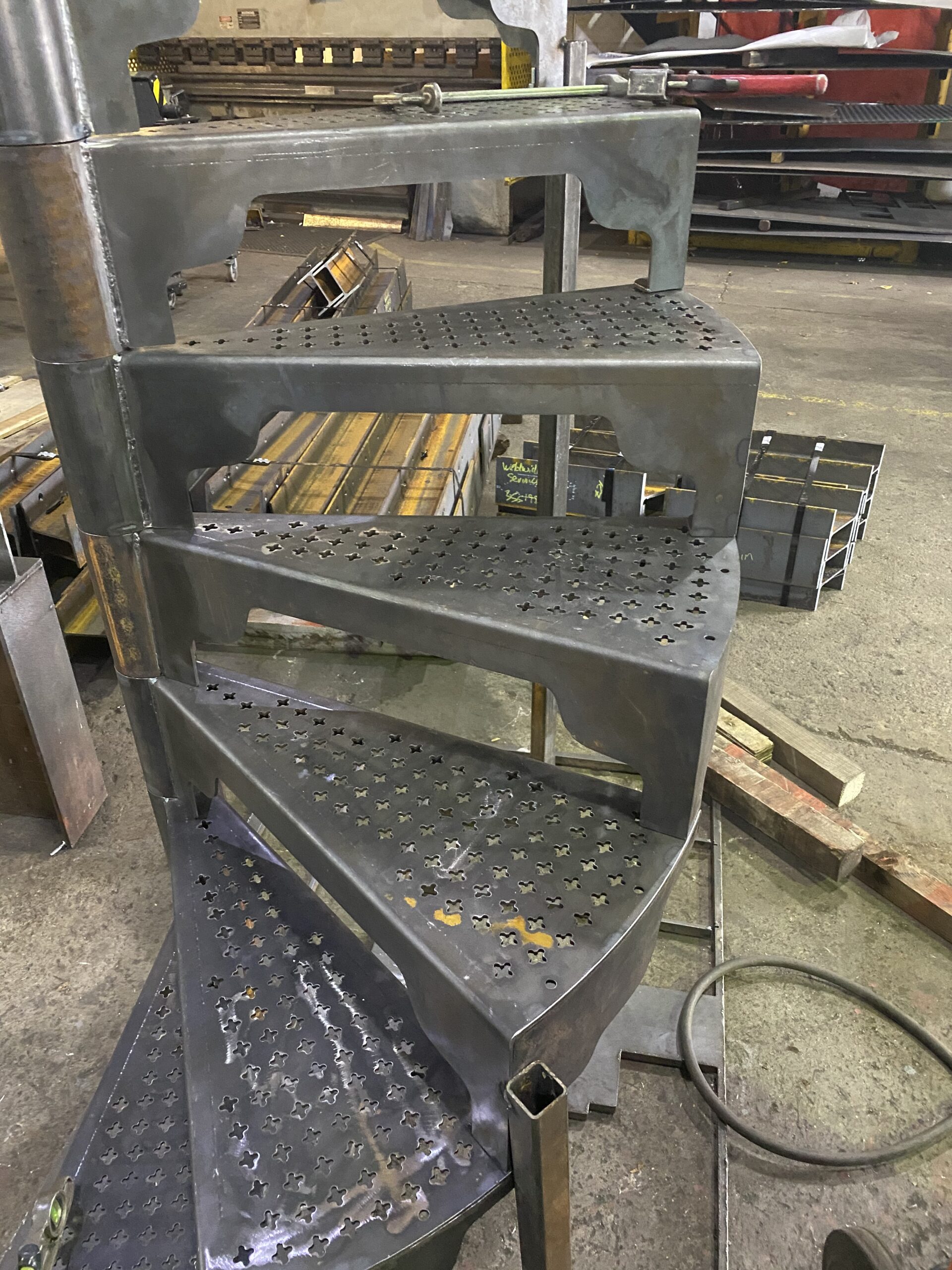 New spiral-staircase in fabrication | FREEFORM ARCHITECTS